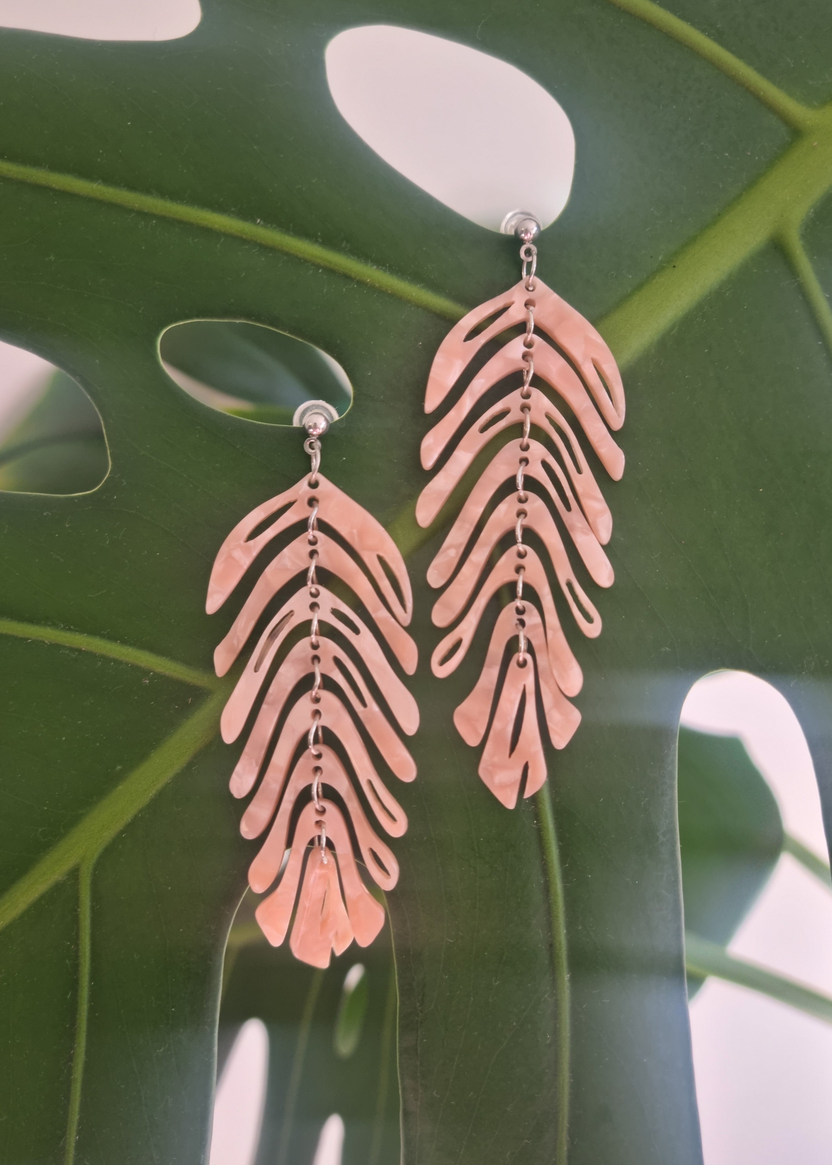 Palm Earrings – MENA