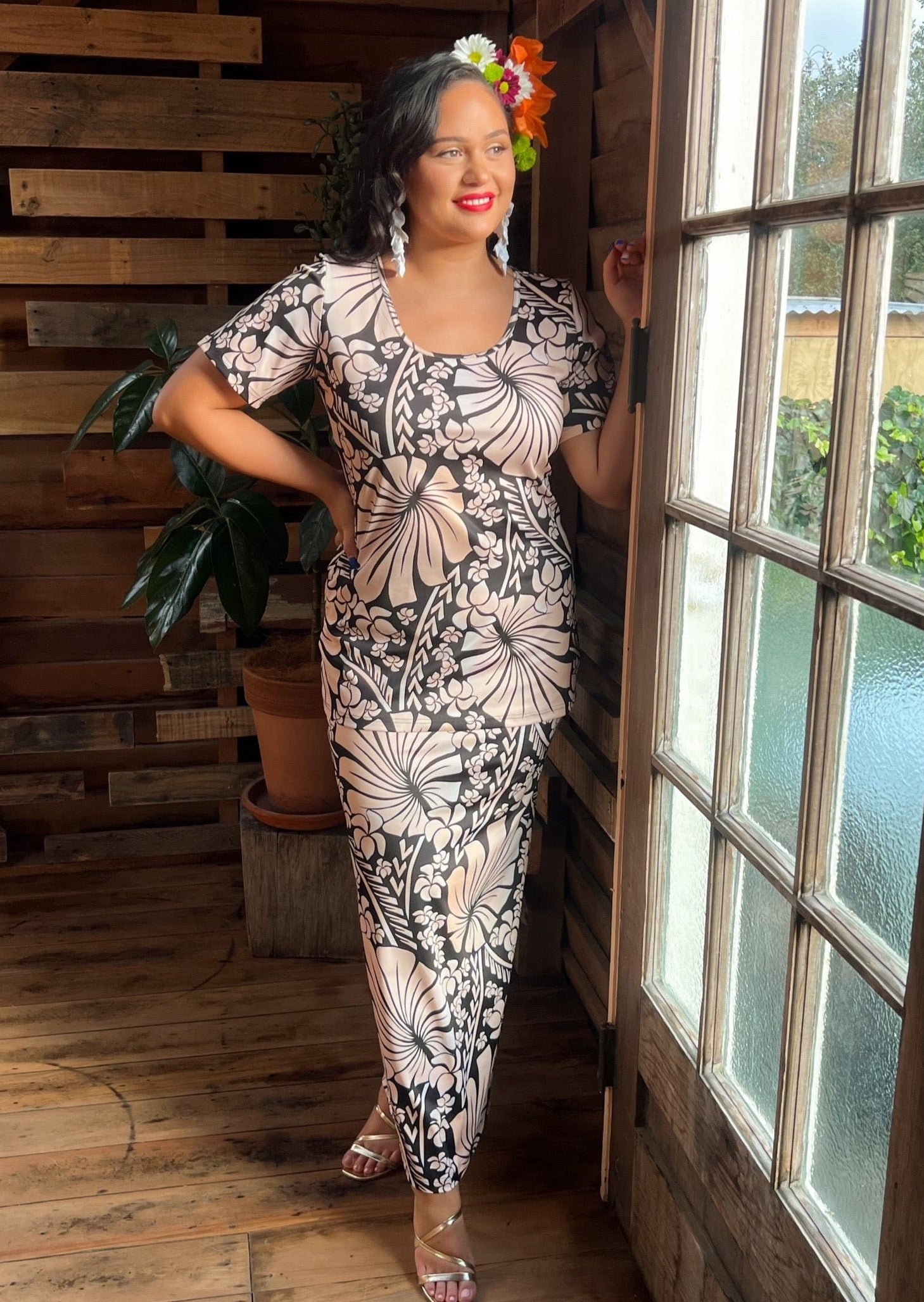 PULETASI / TWO-PIECE – MENA